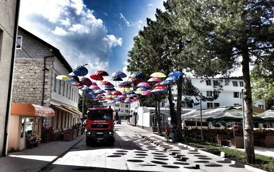 Proizvod za kojim je "poludjela" Evropa proizvodi tek 20-tak žena u BiH ...