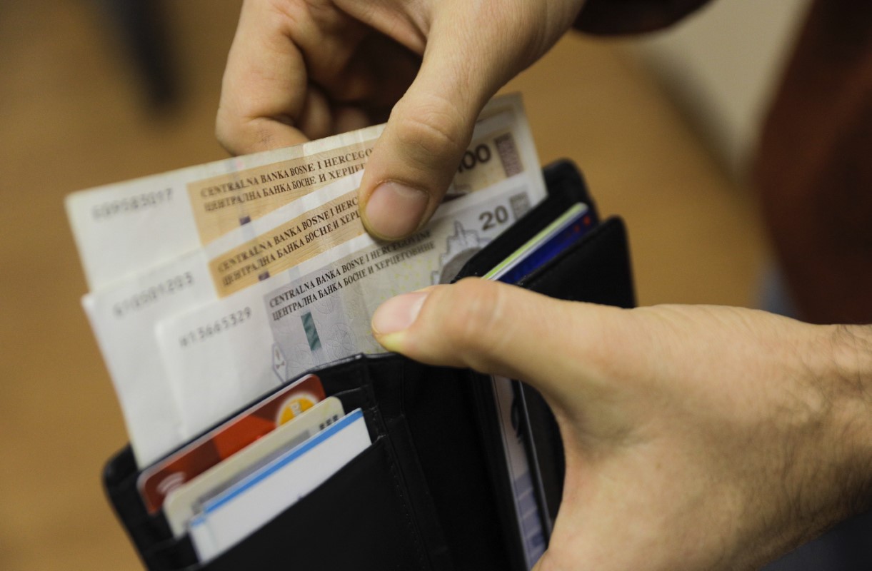 Objavljena visina prosječne plate za novembar u Federaciji BiH - BosnaInfo