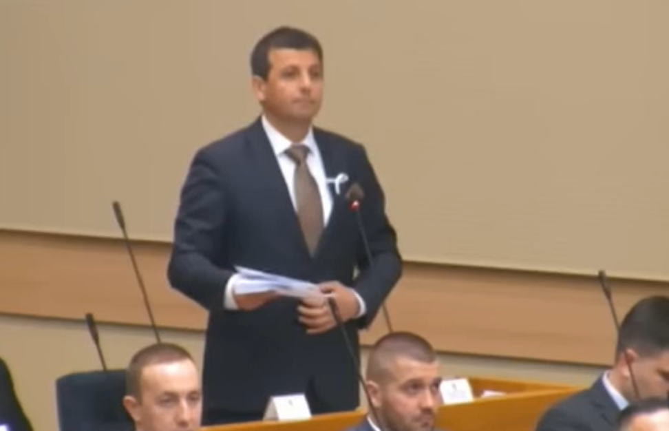 Vukanović teatralan kao i uvijek: "Znamo da smo se, ako Bog da i ...