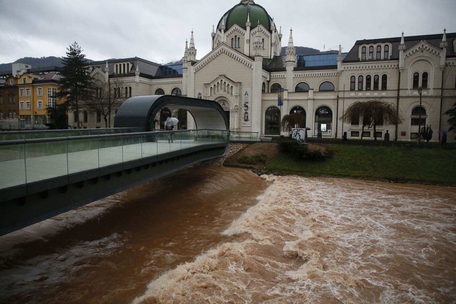 Raste nivo Miljacke, prognoze nisu dobre! Pogledajte šta je ...