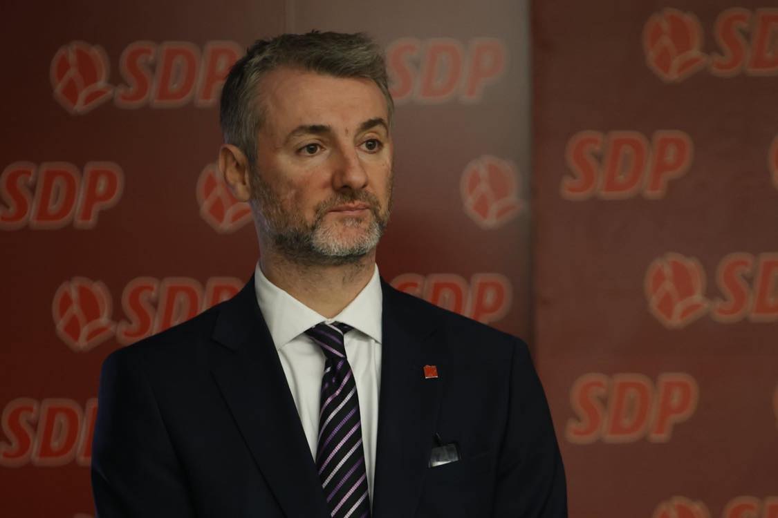 Preminula majka Edina Forte - BosnaInfo