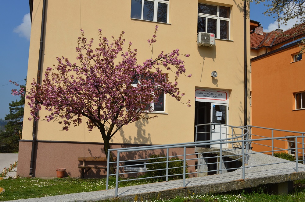 UKC Tuzla: Centar za palijativnu njegu počeo sa radom u punom ...