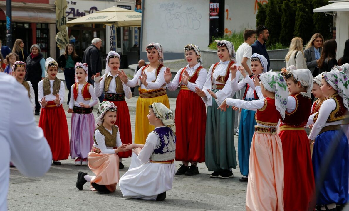 Obilježen Ramazanski bajram na Trgu Slobode u Tuzli uz bogat kulturni ...