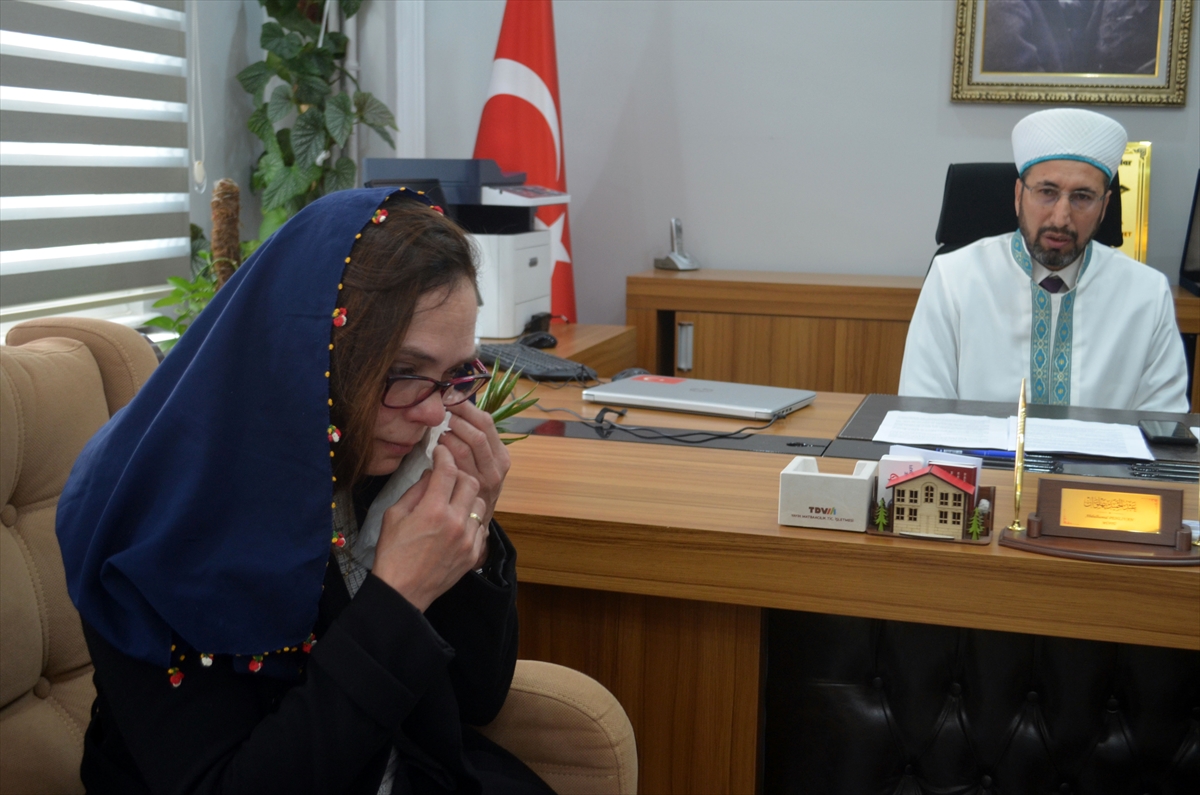 Diana prešla na islam tokom posjete Turskoj: Diana prešla na islam tokom posjete Turskoj: