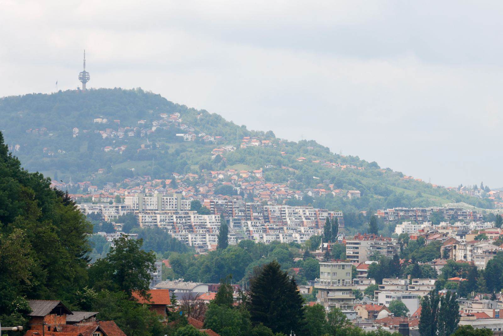 Obucite nešto toplije, evo kakvo nas vrijeme danas čeka - BosnaInfo Obucite nešto toplije, evo kakvo nas vrijeme danas čeka - BosnaInfo