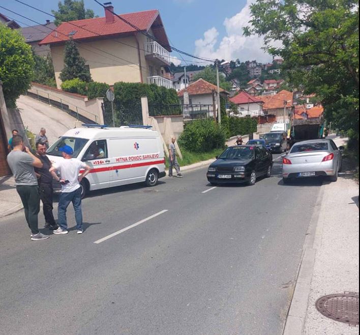 Automobil udario dijete u Buča Potoku - BosnaInfo