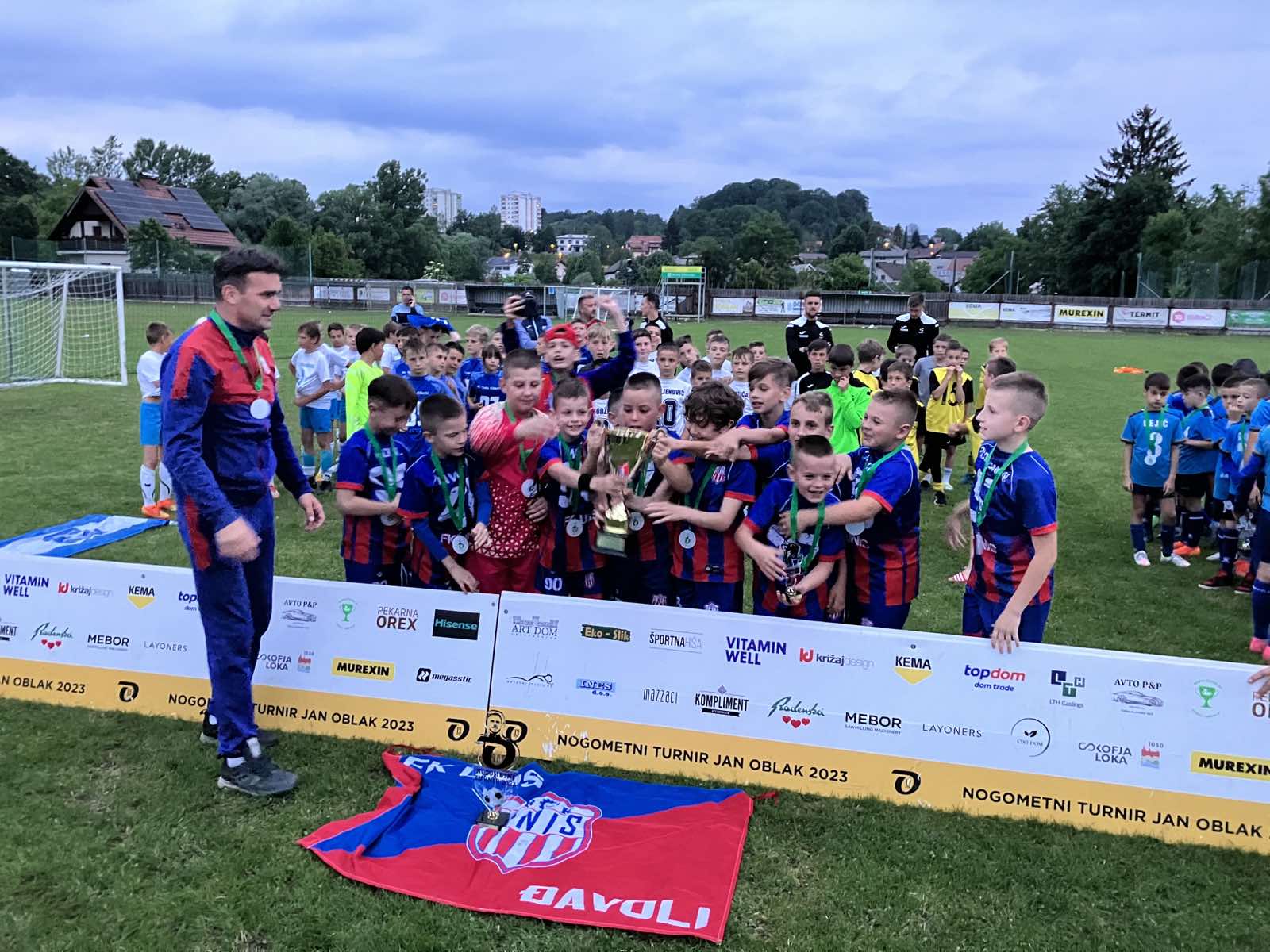 Talenti Unisa ispisali fudbalsku bajku u Sloveniji (FOTO) - BosnaInfo