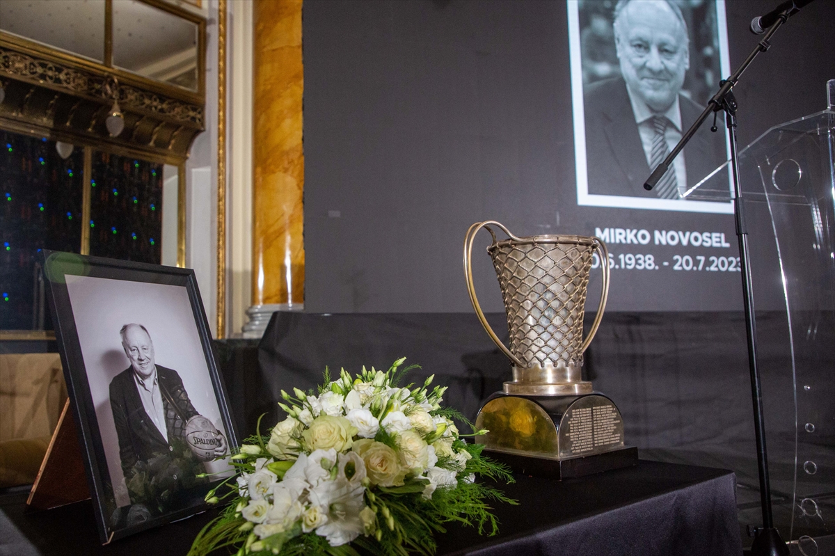 U Zagrebu održana komemoracija za košarkaškog velikana Mirka Novosela ...