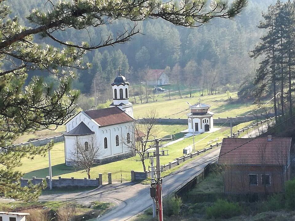 Mještani Ozrena u strahu: Jednu ženu pronašli svezanu, za drugom se ...