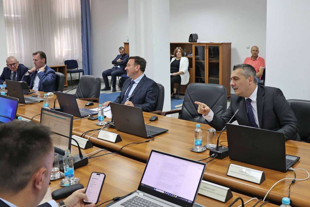 Vlada FBiH o Programu integrisanog razvoja koridora rijeka Save i Drine ...