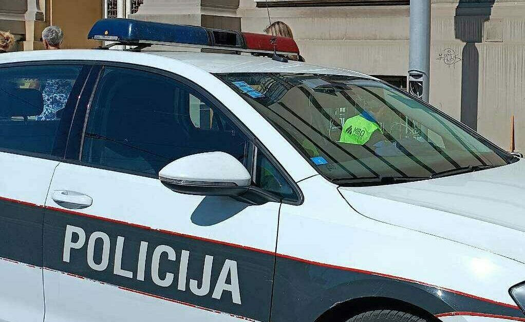 MUP KS: Dva migranta životno ugrožena nakon pucnjave u Blažuju