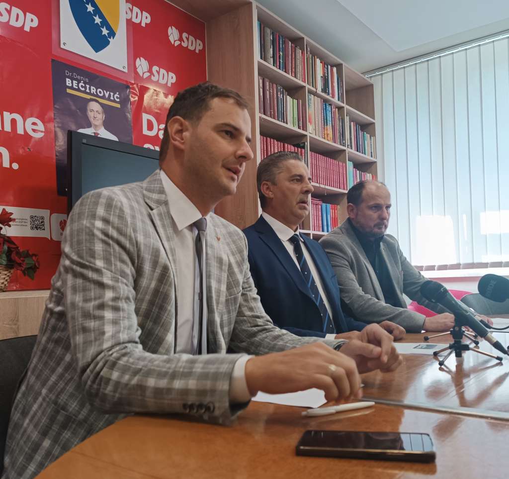 Zenički SDP nije za rekonstrukciju Vlade ZDK - BosnaInfo