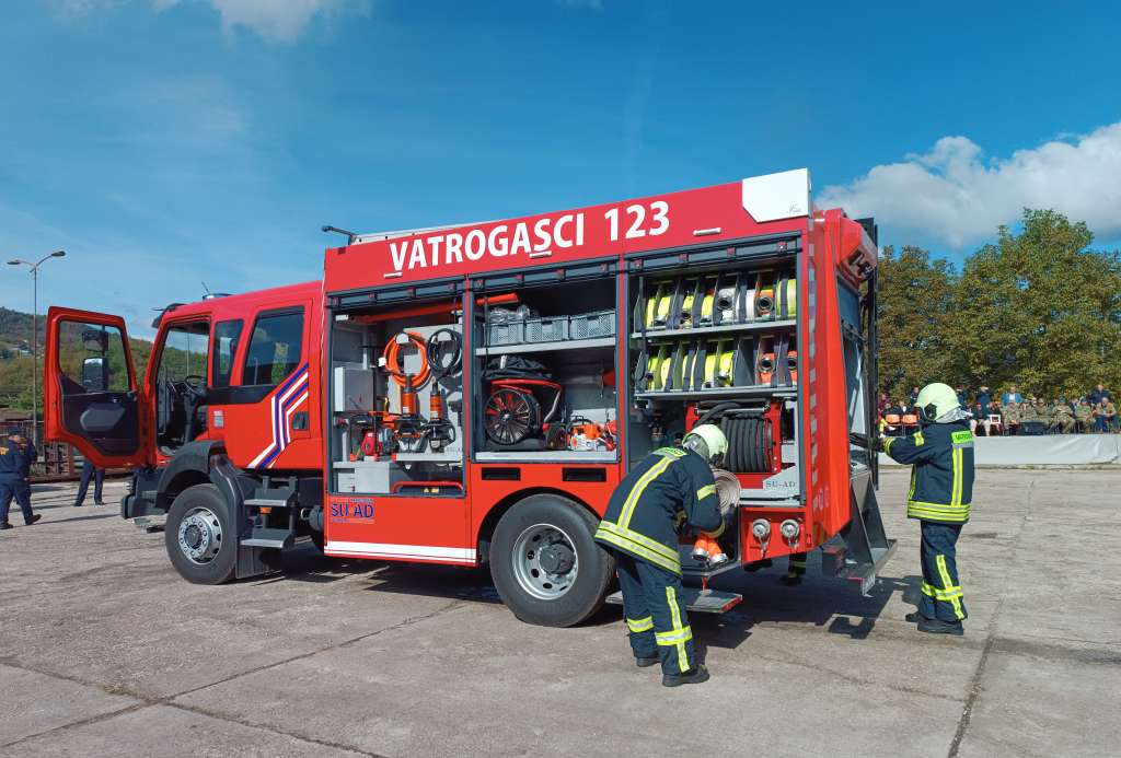 "Zajednički odgovor": Vatrogasci iz BiH i Crne Gore izvest će ...