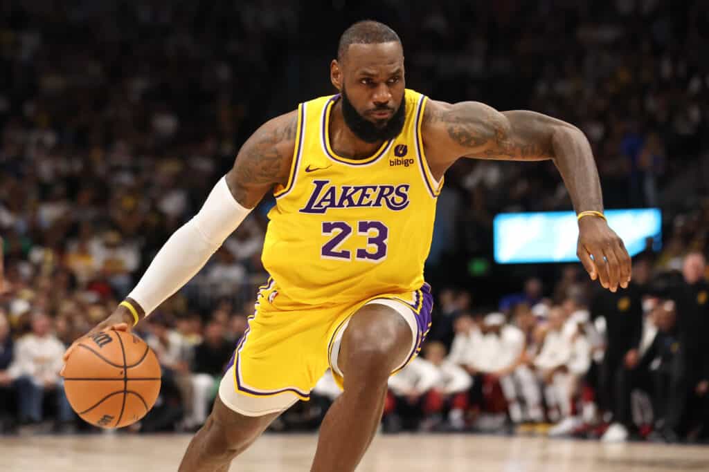 Maestralni LeBron James prvi igrač koji je prešao brojku od 39.000 ...