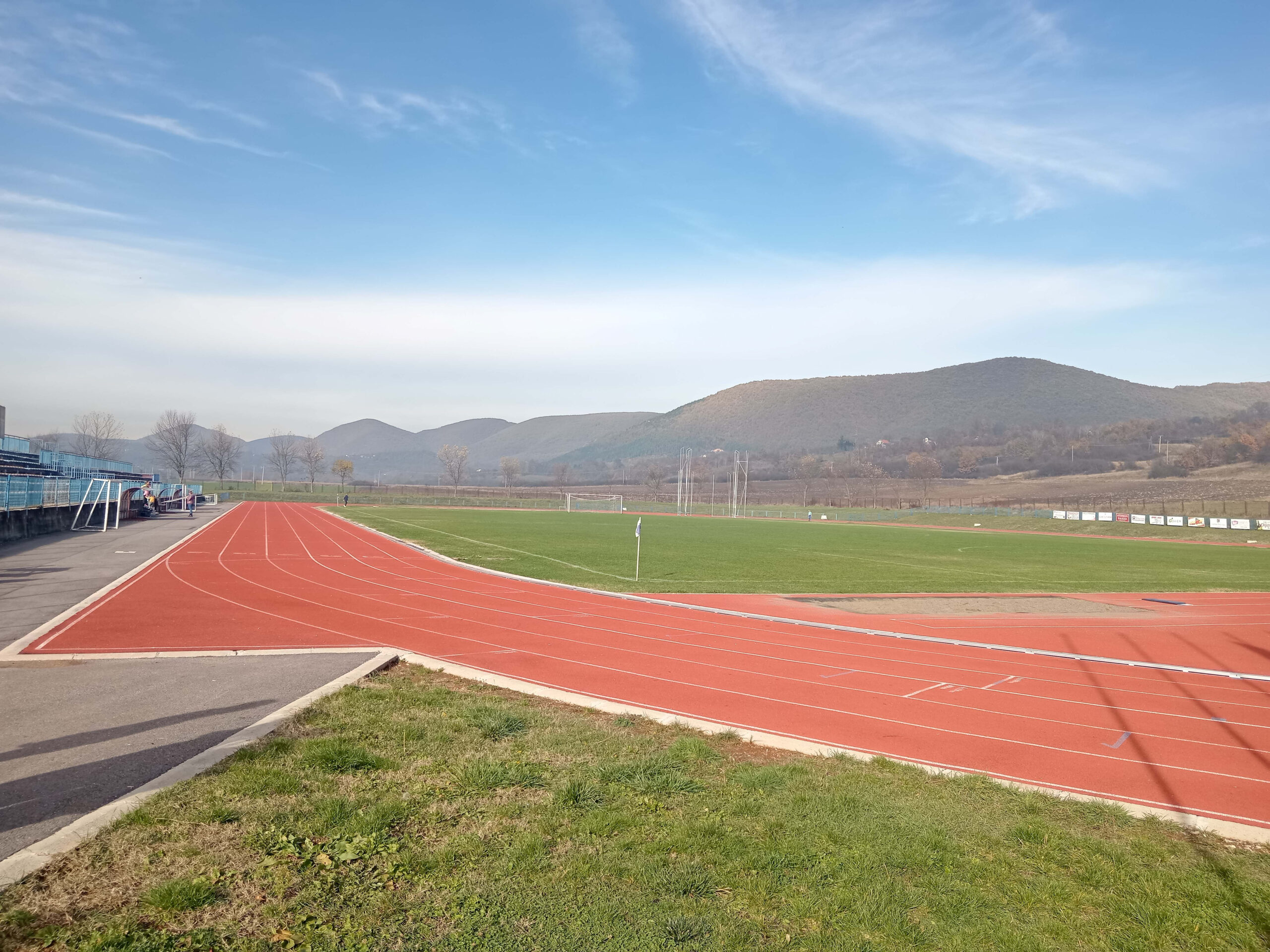 Atletska staza u Rogatici jedina u BiH ima međunarodni certifikat IAAF ...
