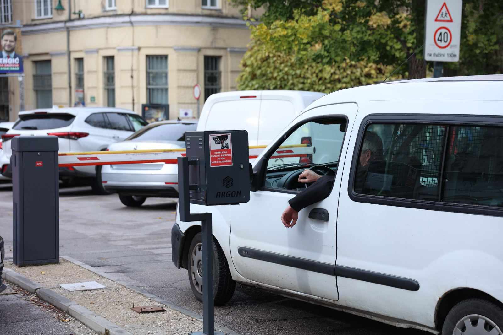 Bosnainfo u izvidnici: Kakve su cijene parkinga u Sarajevu i gdje je ...