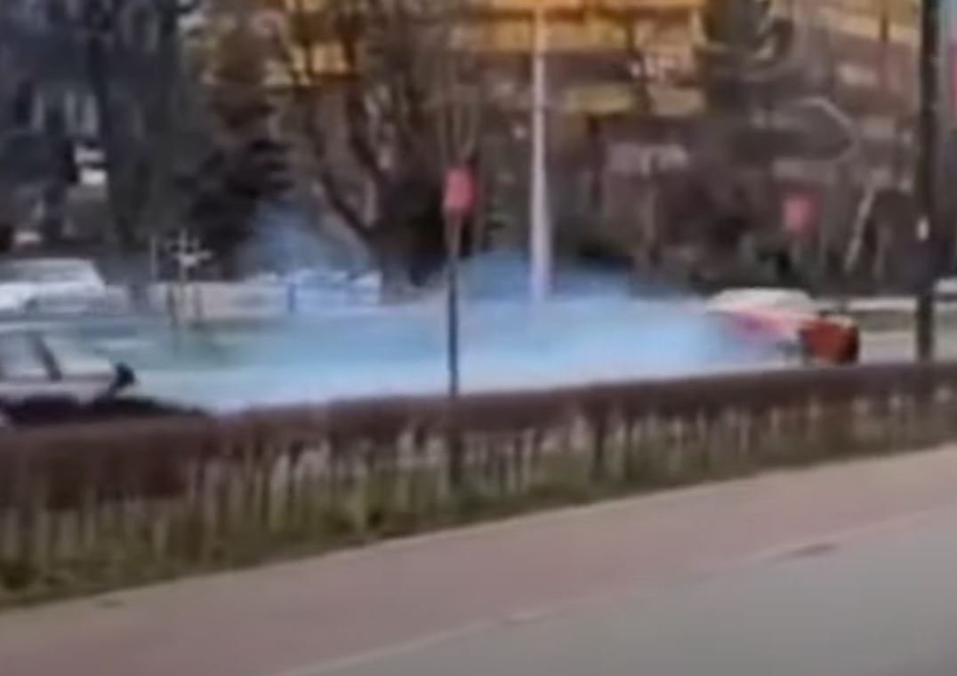 Osvanuo snimak divljaka koji se jučer u Sarajevu s BMW-om zabio u ...