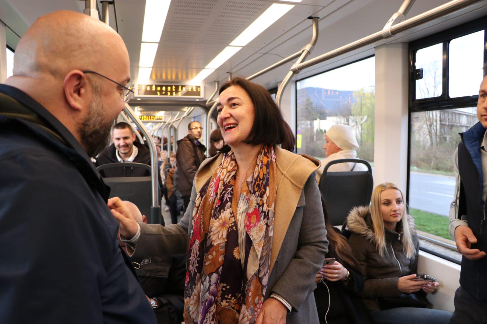 Nakon 40 godina novi tramvaji u Sarajevu započeli s redovnom vožnjom (FOTO)