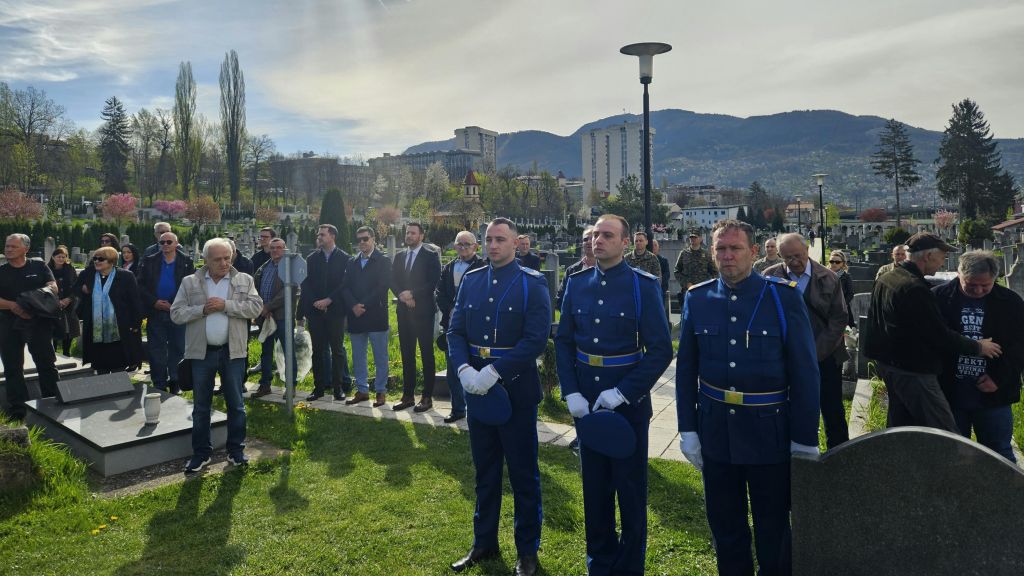 U Sarajevu obilježena 19. godišnjica 1. pješadijske brigade OSBiH i 32 ...