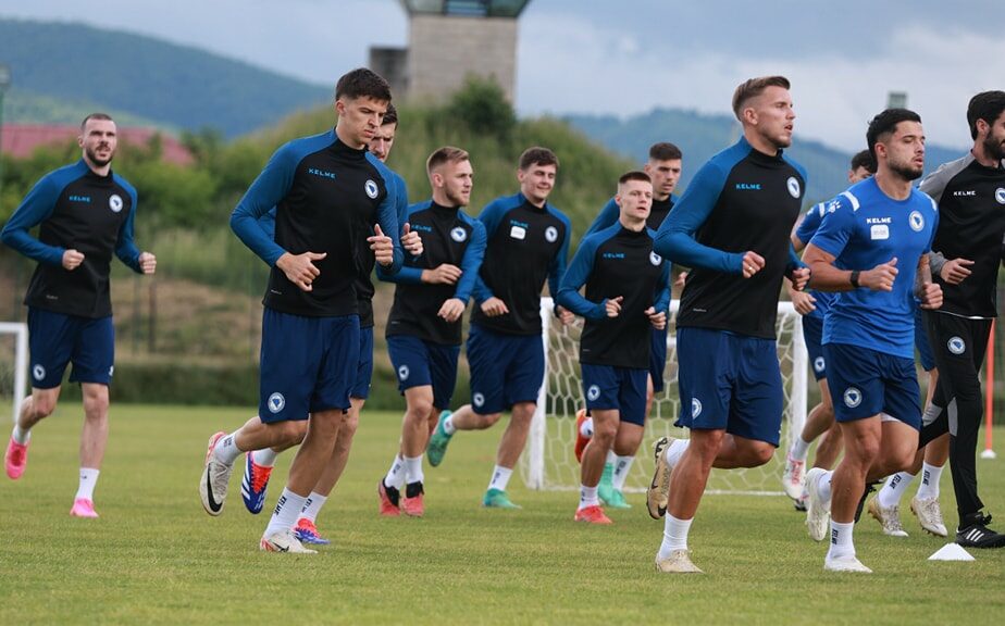 Zmajevi danas lete za Rumuniju, sutra startaju kvalifikacije za SP