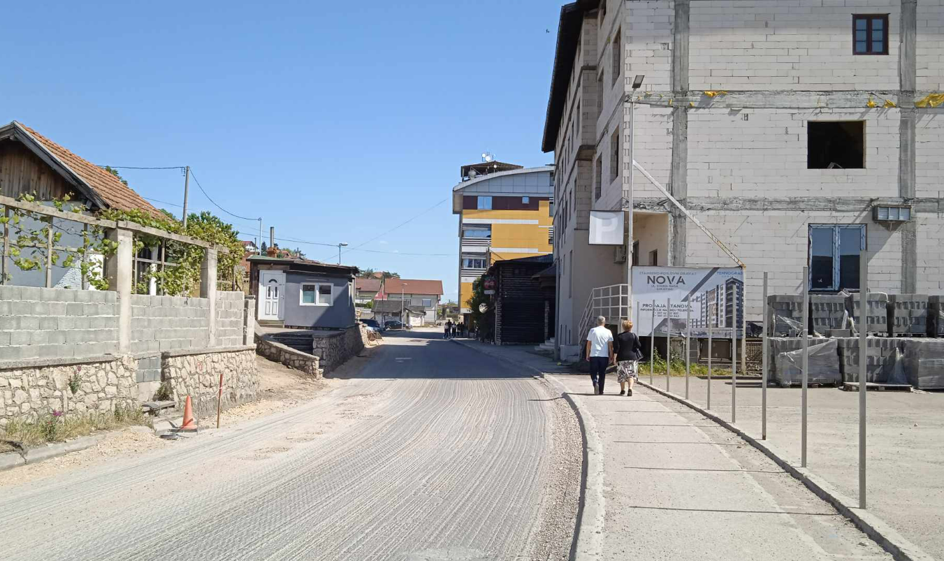 Posjetili smo jezero Modrac koje je nepravedno zapostavljeno! (FOTO)