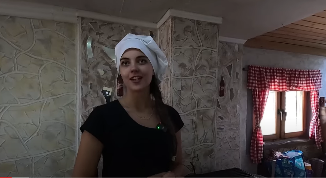 Adna Pamić: Nije me stid. Pravim pite ispod sača, zarađujem za studij i ...