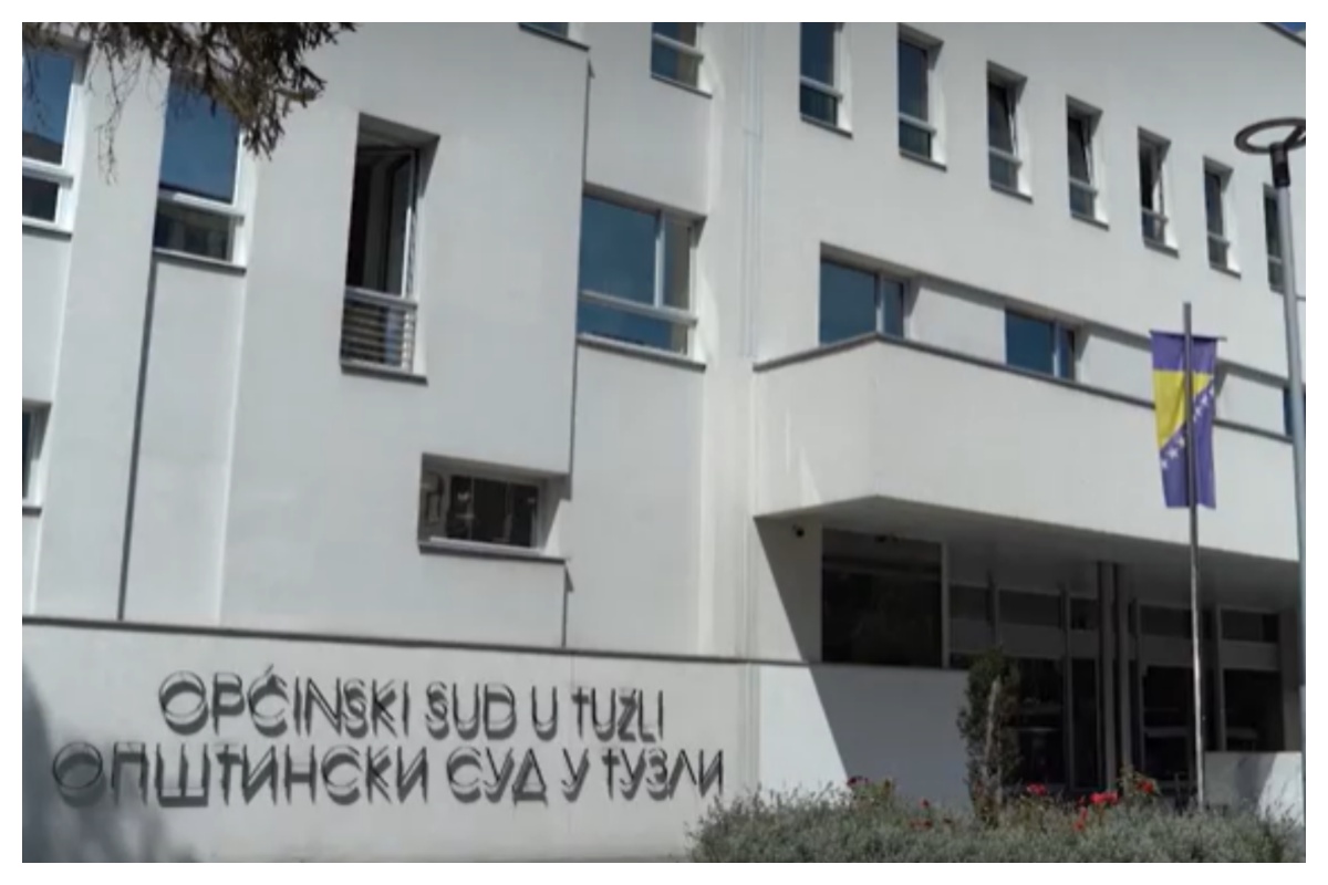 Predložen pritvor za maloljetnika koji se sumnjiči da je izbo drugog ...