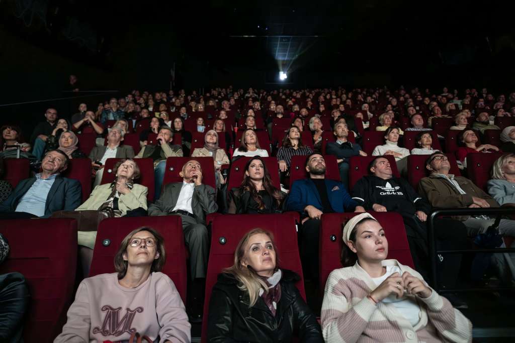 Festival AJB DOC večeras zatvara film 'Bolnica Al-Shifa: Zakopani ...