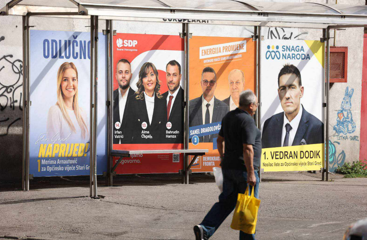 Počela politička kampanja: Osvanuli plakati kandidata na izborima (FOTO ...