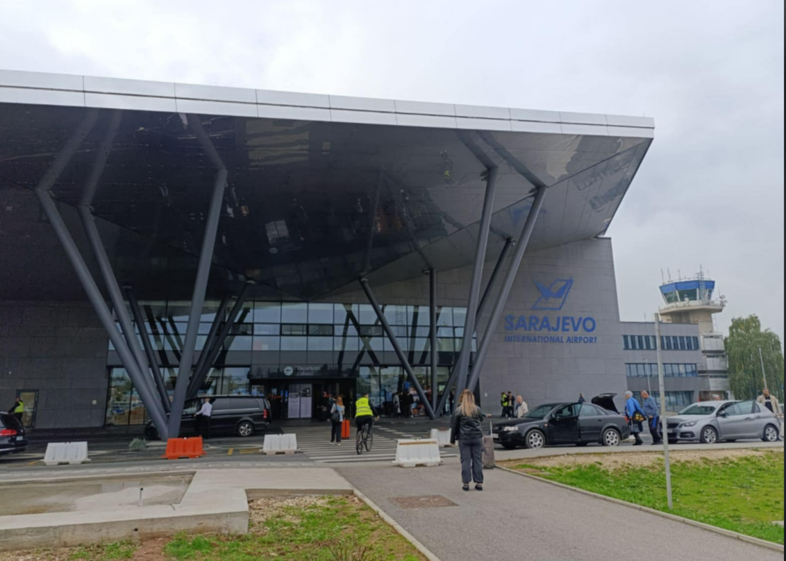 SARAJEVSKI AERODROM POZVAO NA POSEBAN OPREZ: "Radi se o lažnoj stranici ...