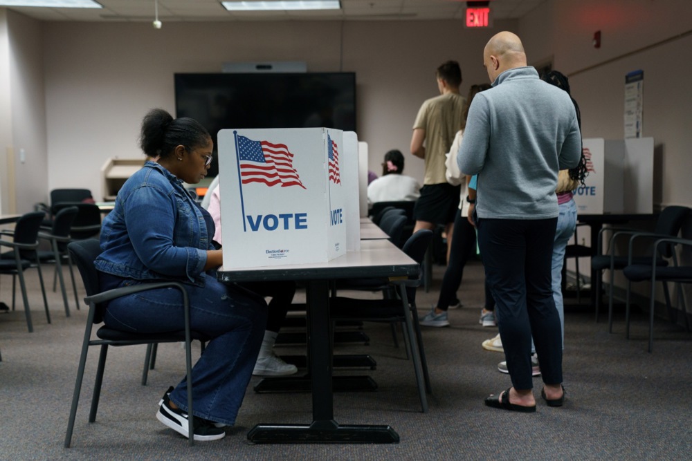 Prijetnje bombom na biralištima u SAD-u: FBI sumnja da potiču iz Rusije