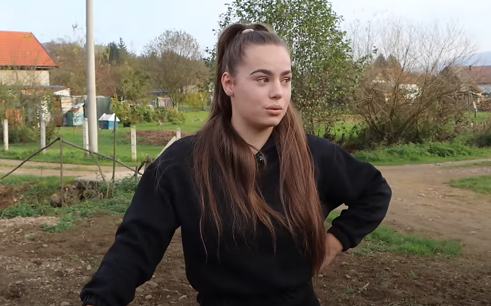 (VIDEO) Martina je klubove zamijenila štalom: Najmlađa je trenerica bikova u BiH