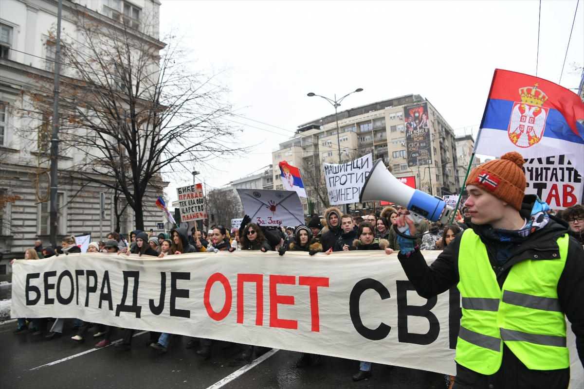 U Beogradu danas masovni protest pod sloganom "15 za 15"
