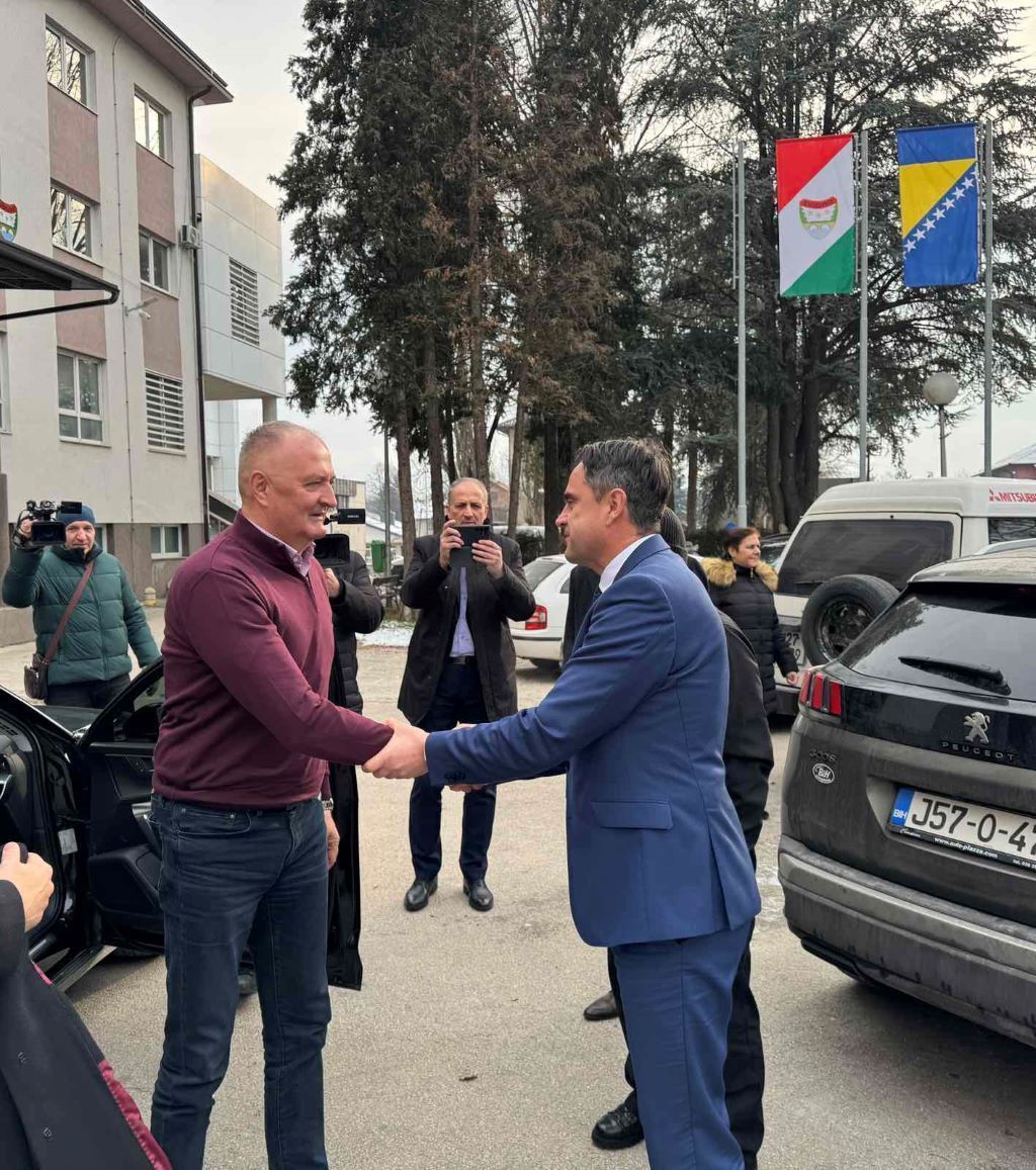 Helez u radnoj posjeti općinama Bugojno i Donji Vakuf