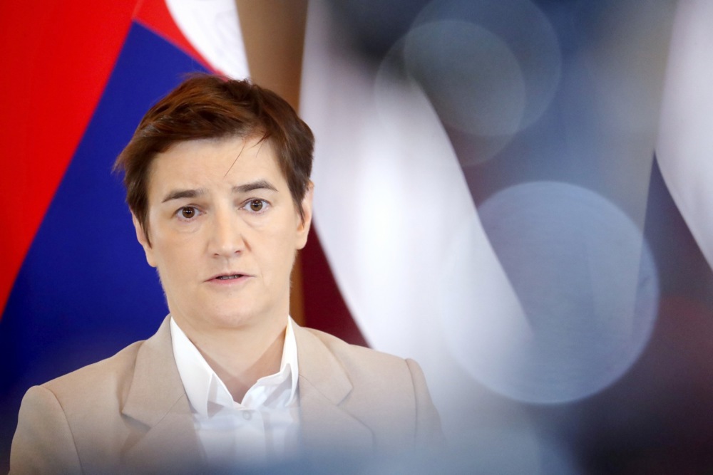 ANA BRNABIĆ PONOVO 'BRILJIRA' "Blokaderi u Novom Sadu pokazali kako ...