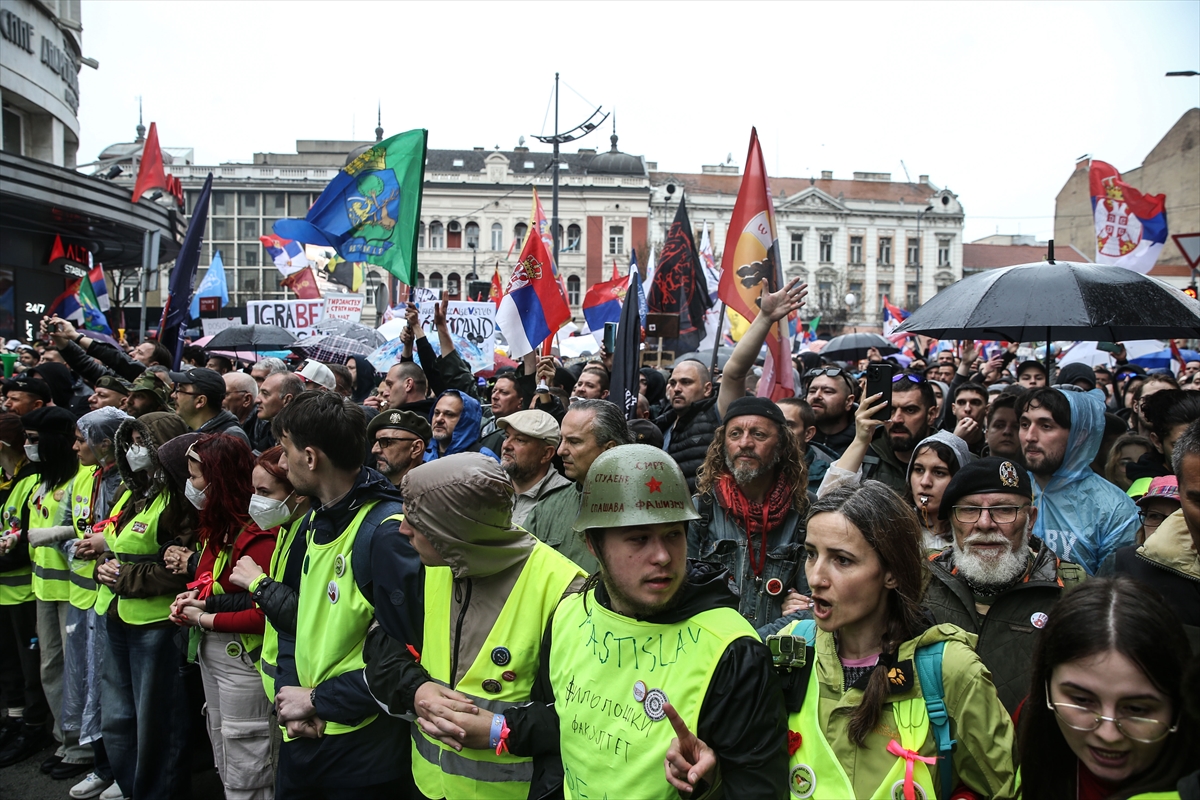 Srbija: Fakultetima u blokadi samo dio plate