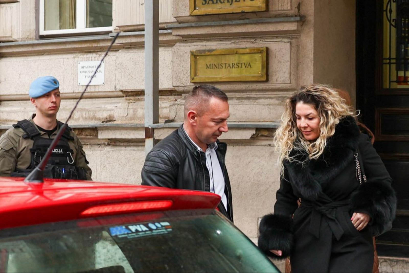 Ministrica Mesihović i njena pomoćnica Dženita Viteškić sprovedene u ...