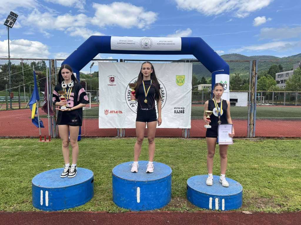 Atletski kup KS: Ekipni pobjednici OŠ 'Mirsad Prnjavorac' i Srednja ...