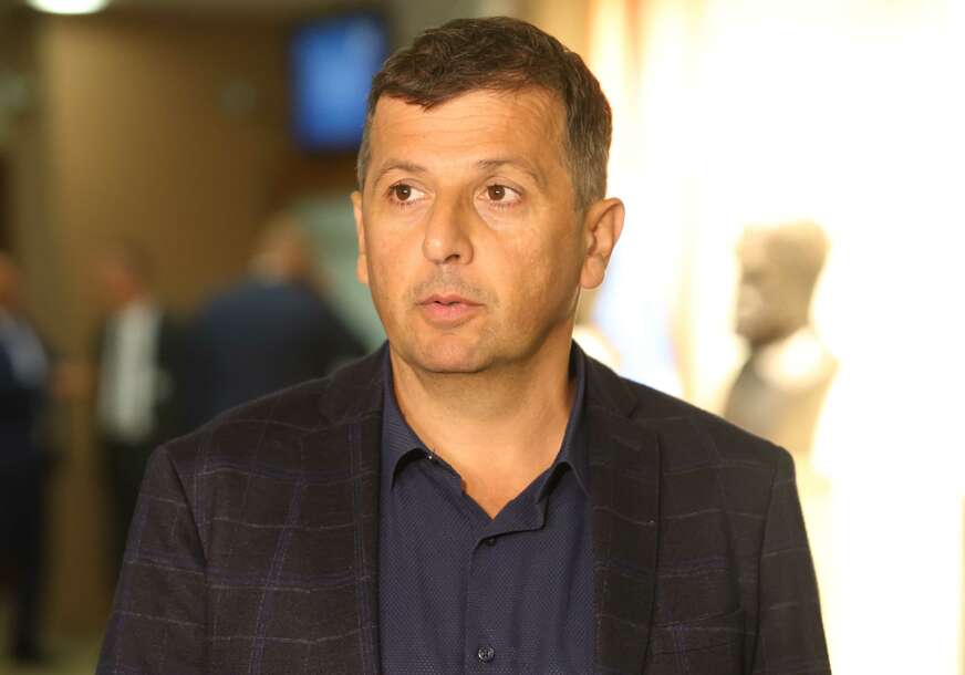 Vukanović razočaran: Trojka i SDA se utrkuju ko će se više dodvoriti Dodiku