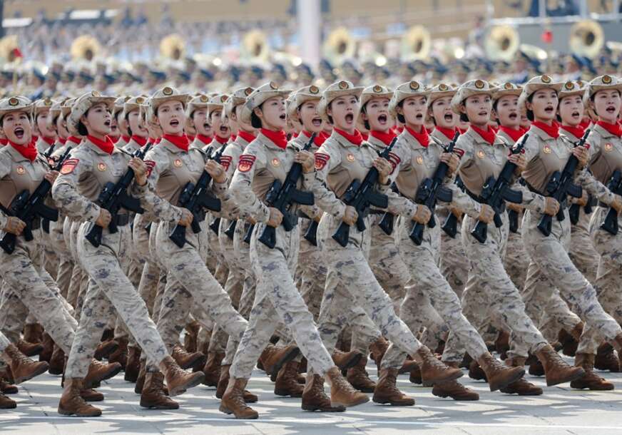 Vojna parada u Kini, najveća u historiji