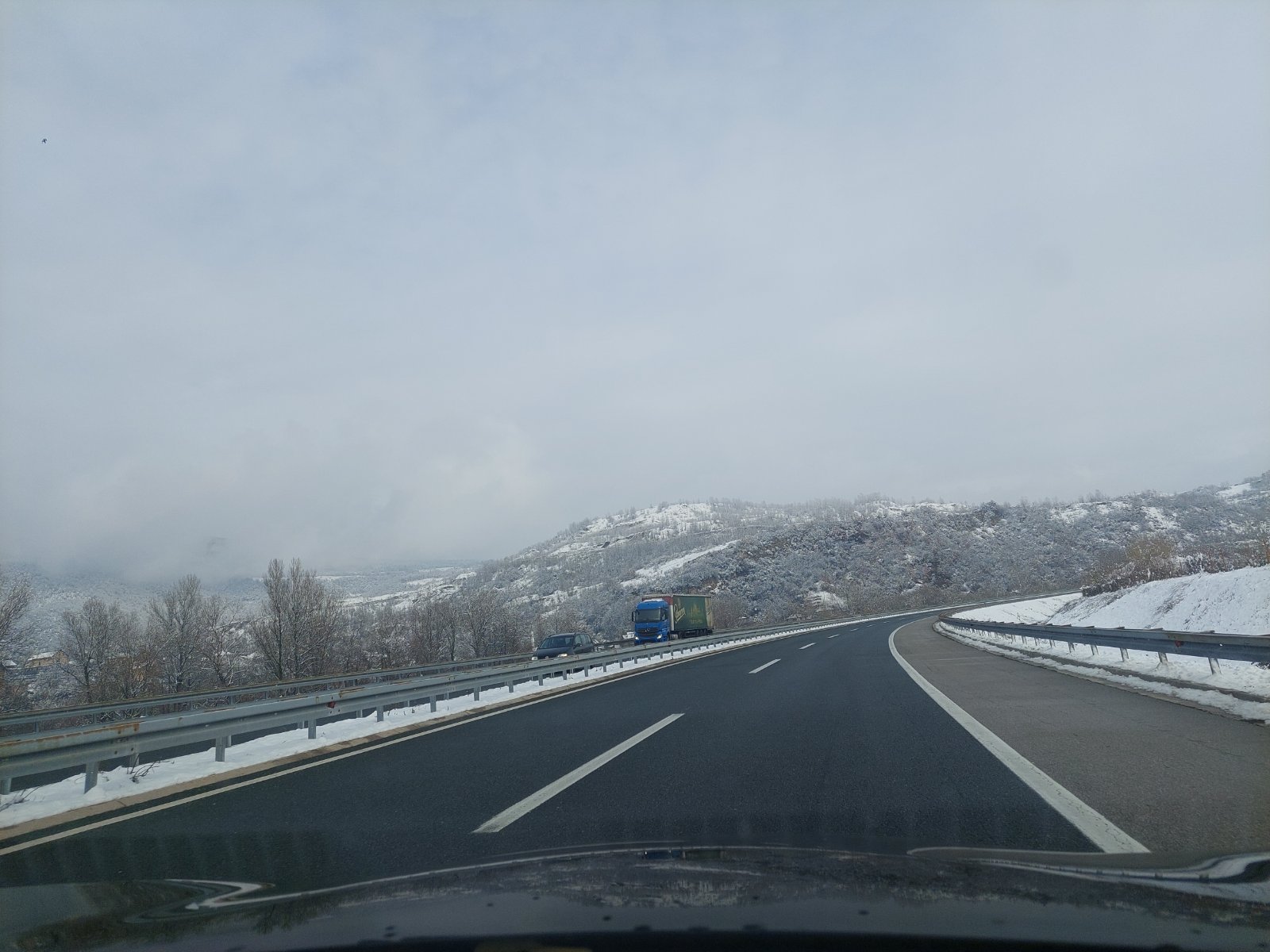 STANJE NA CESTAMA Na dionicama u višim predjelima, na mostovima ...