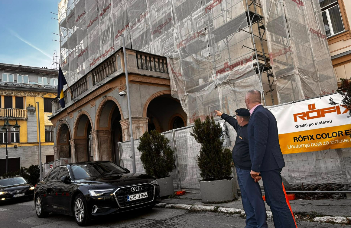 Zukan Helez obišao radove na obnovi Doma OSBiH - BosnaInfo