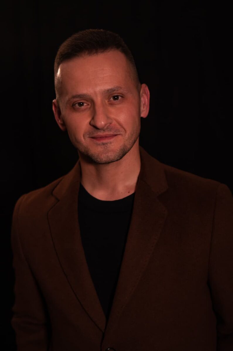 Kenan Mačković objavio singl “Ljubav je rođena” i poručio: "Slijedite ...