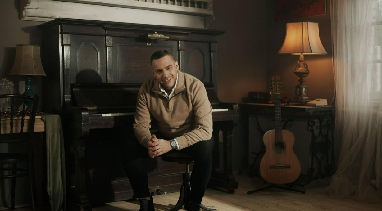 Denis Husić novu emotivnu pjesmu posvetio sinu - BosnaInfo