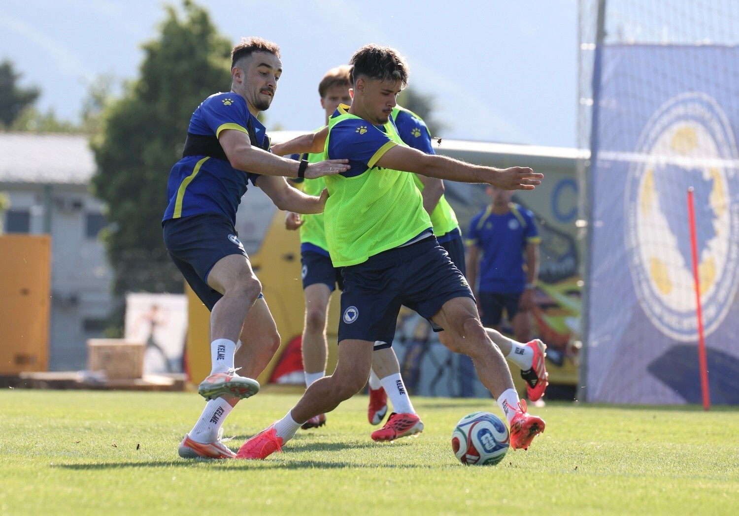 Zmajevi ponovo trenirali - ovog puta trening je ličio na utakmicu (FOTO)